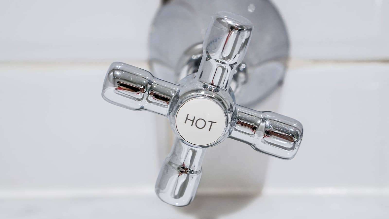 Hot water safety tips to live by | LG&E and KU